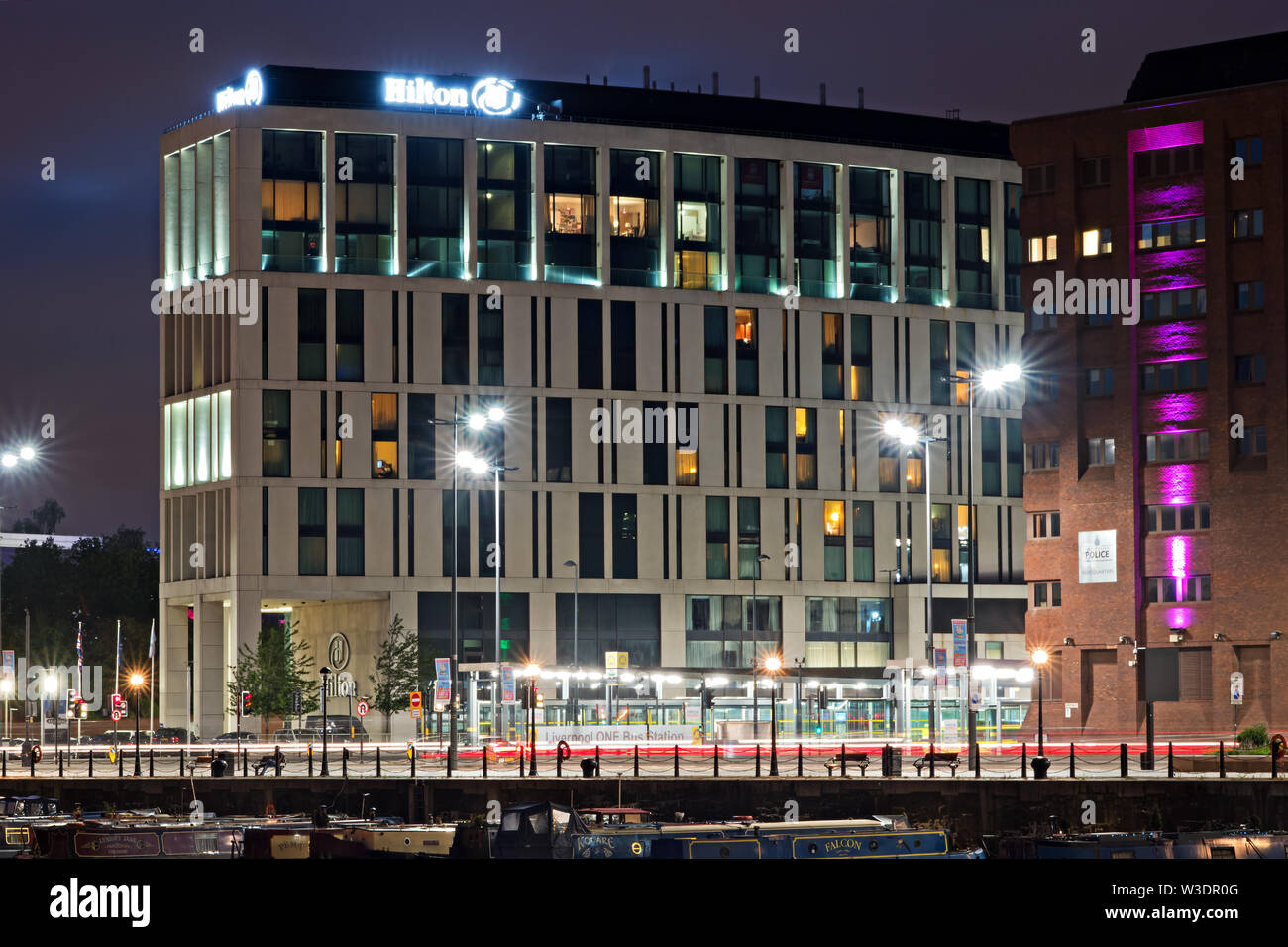 Hilton Hotel at Liverpool One lit up at night Stock Photo - Alamy