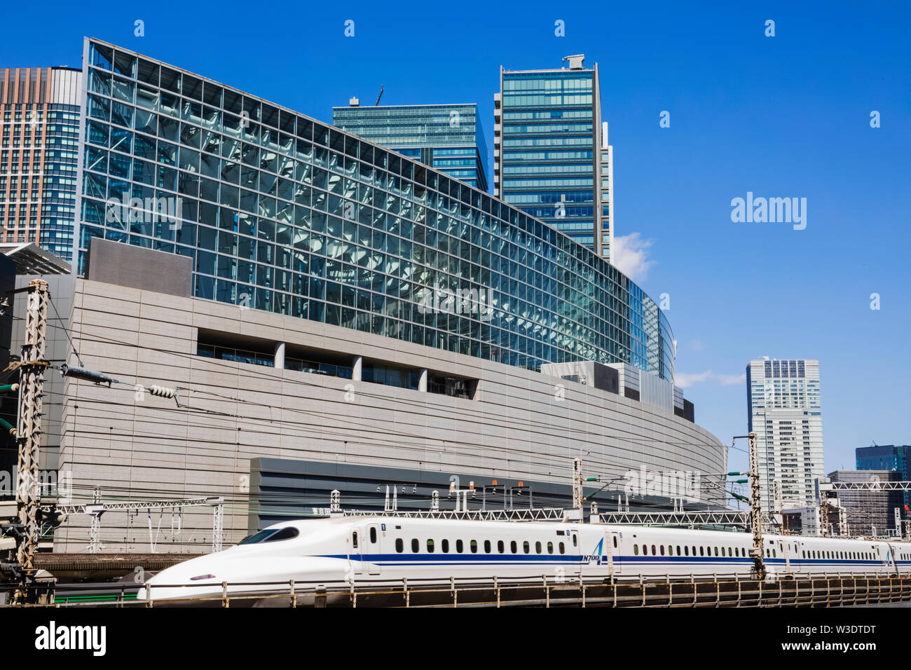 Japanese shinkansen interior not inside hi-res stock photography and ...