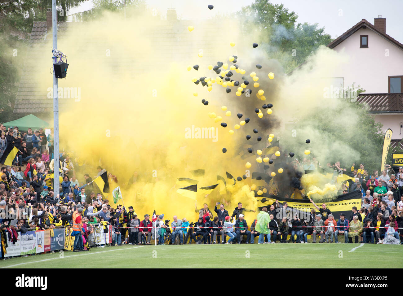 Schweinsberg, Deutschland. 13th July, 2019. Pyrotechnics should not be ...