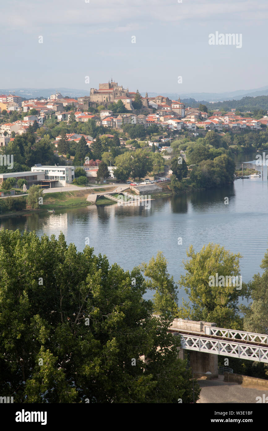International bridge tuy hi-res stock photography and images - Alamy