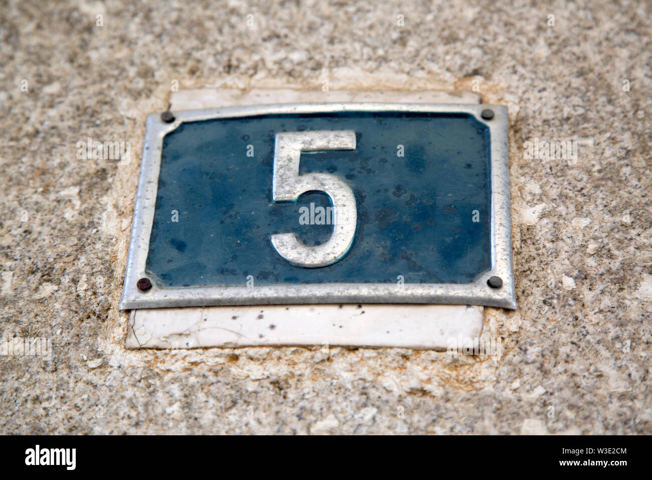 Number five on the wall hi-res stock photography and images - Alamy
