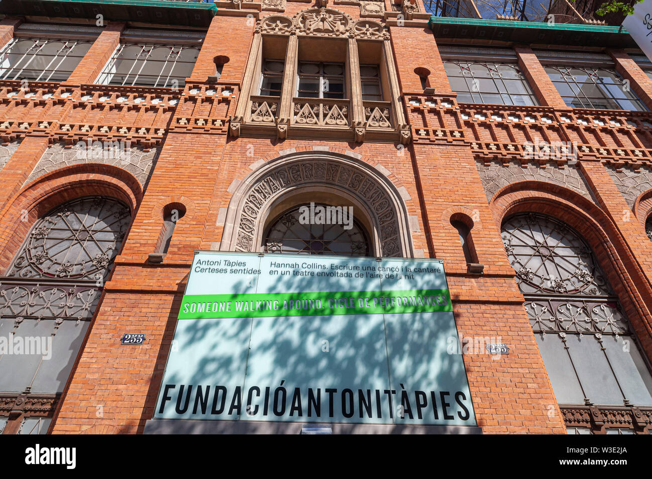 Fundacio antoni tapies hi-res stock photography and images - Alamy