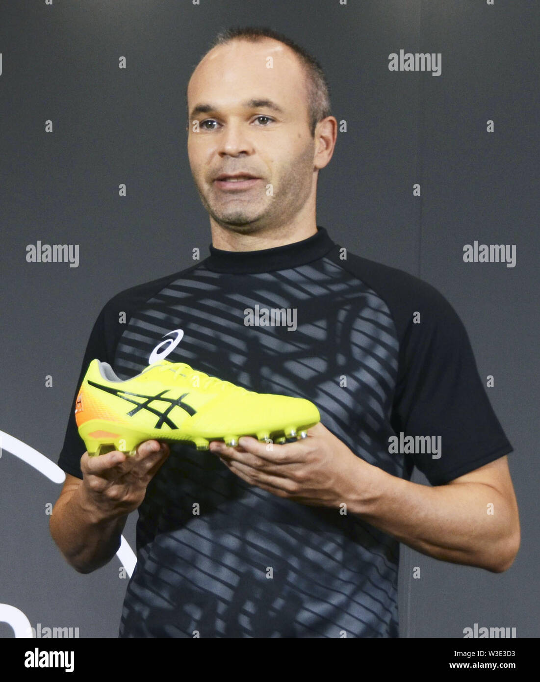 Iniesta vissel hi-res stock photography and images - Alamy
