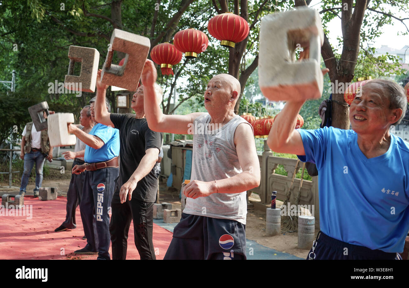 Lock 5 history hi-res stock photography and images - Alamy