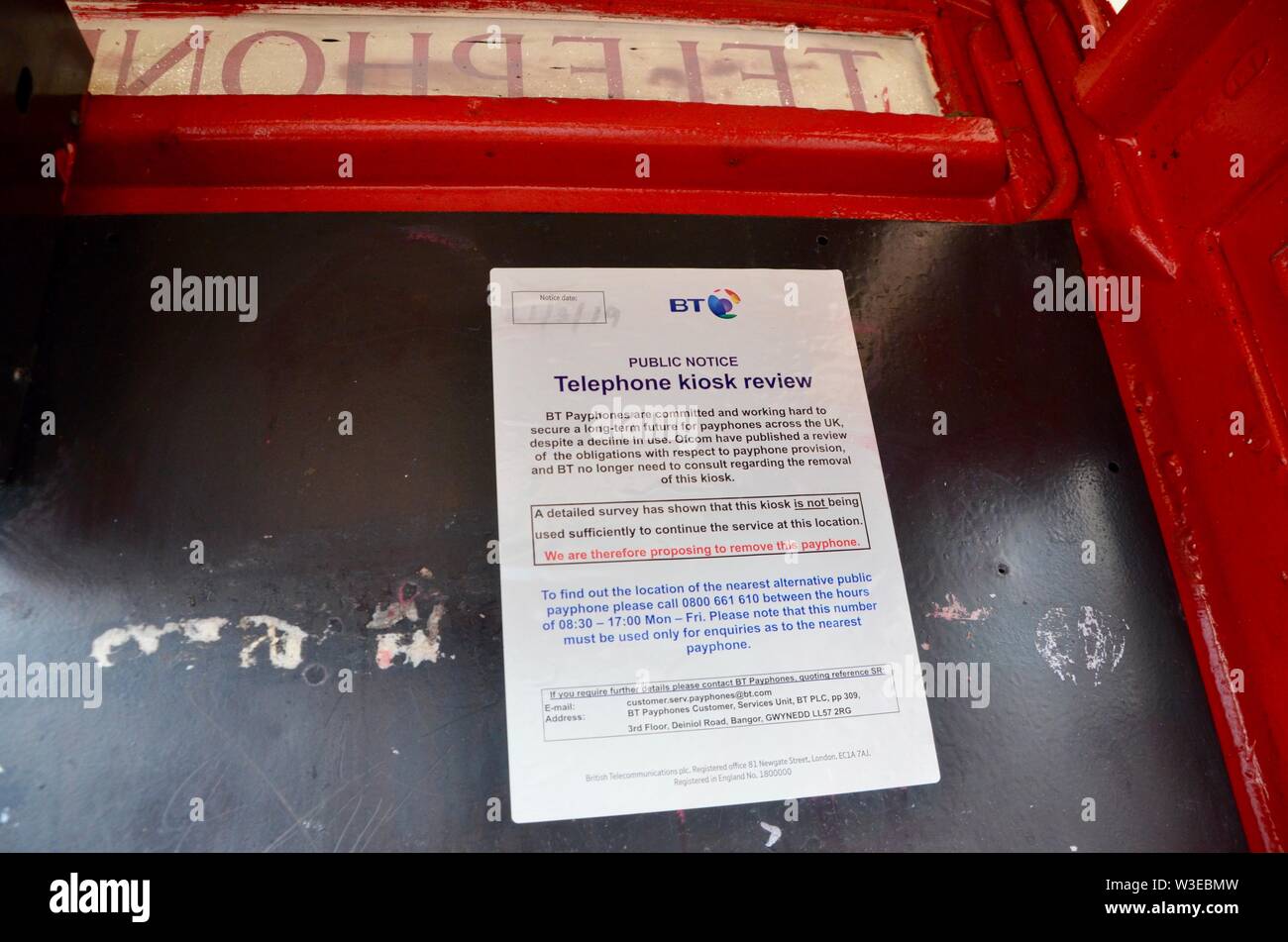 Red phone box interior hi-res stock photography and images - Alamy