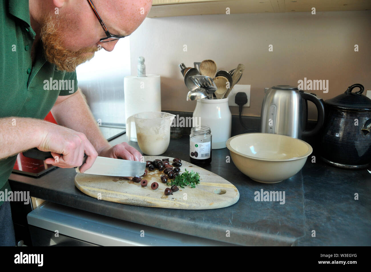 Fast chopping hi-res stock photography and images - Alamy