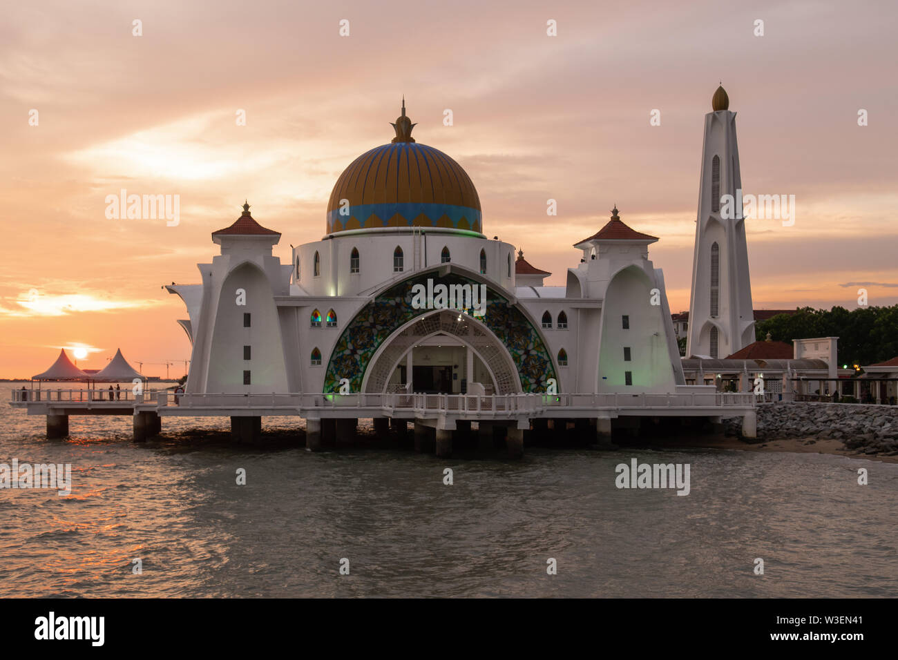 Malacca Straits Mosque High Resolution Stock Photography and Images - Alamy