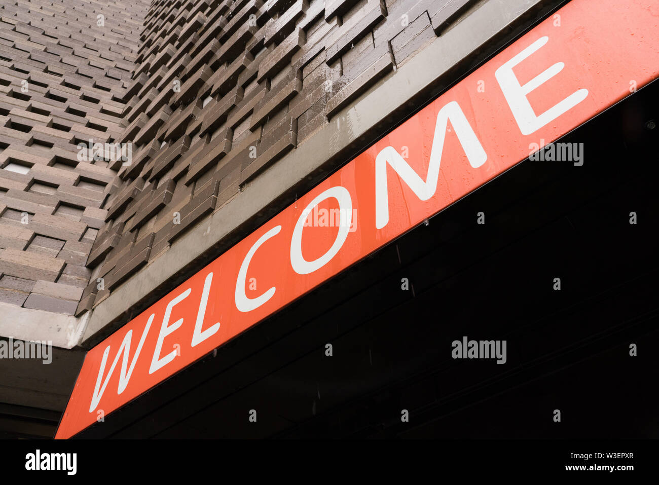 Welcome To Tate Modern High Resolution Stock Photography and Images - Alamy