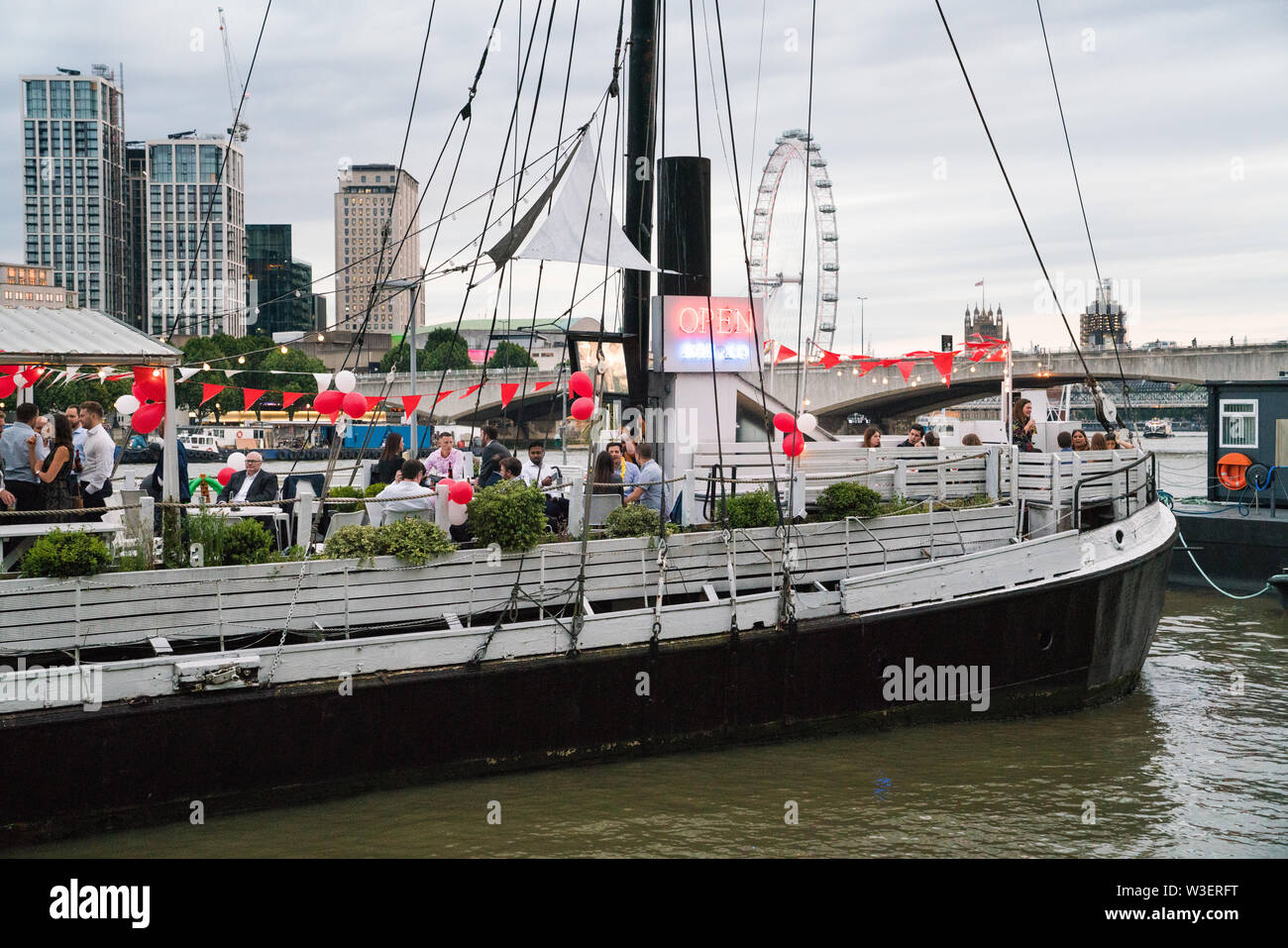 Tall ship bar harbor hi-res stock photography and images - Alamy