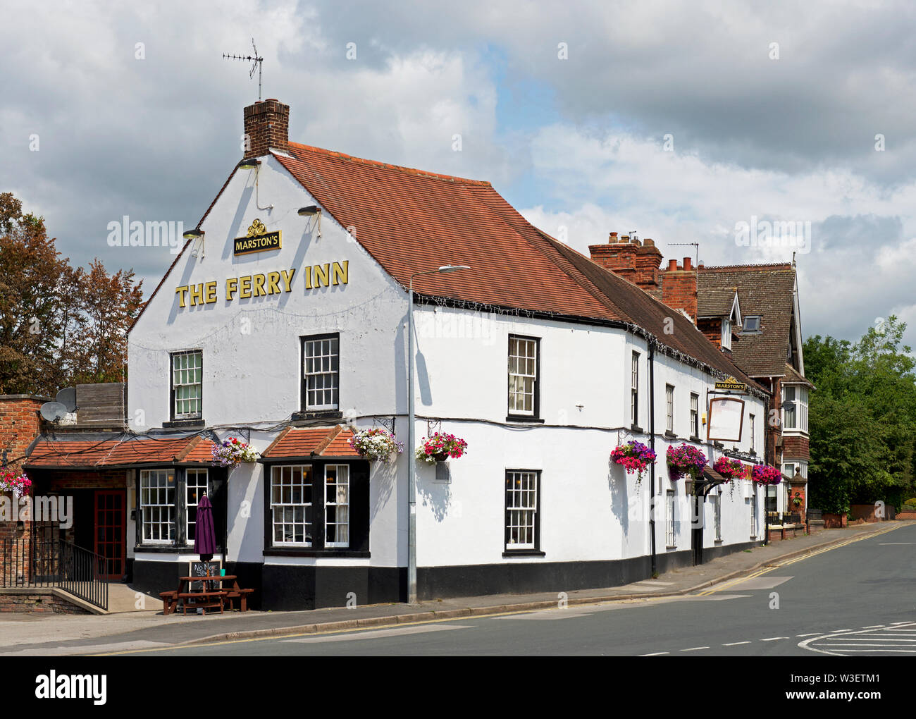 The Ferry Inn, Brough, East Yorkshire, England UK Stock Photo - Alamy