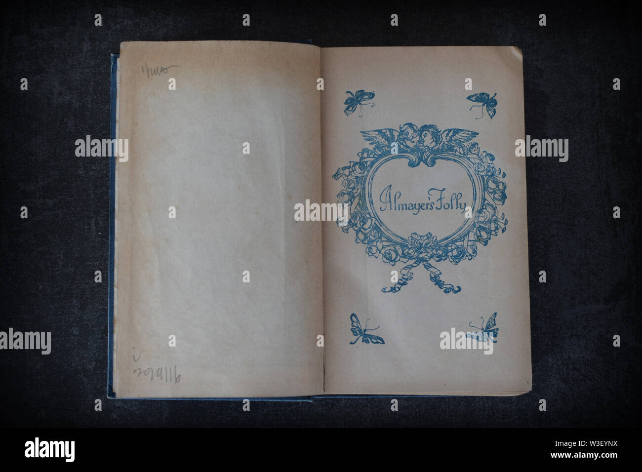 Decorative title page border hi-res stock photography and images - Alamy