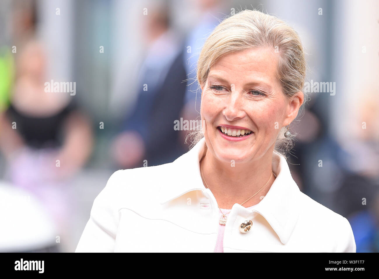 Prince Edward and Sophie the new Earl and Countess of Fofar make an ...