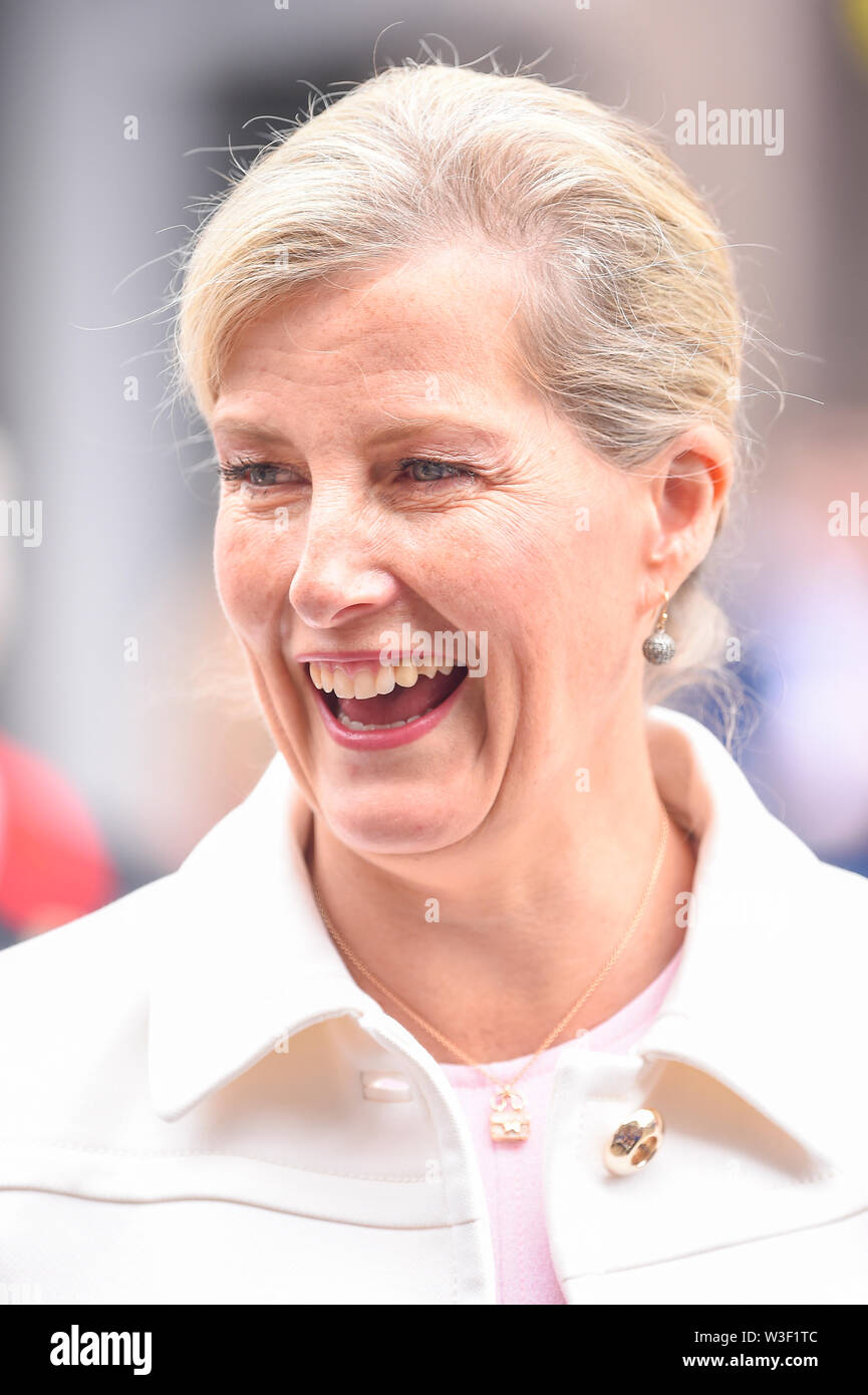 Prince Edward and Sophie the new Earl and Countess of Fofar make an ...