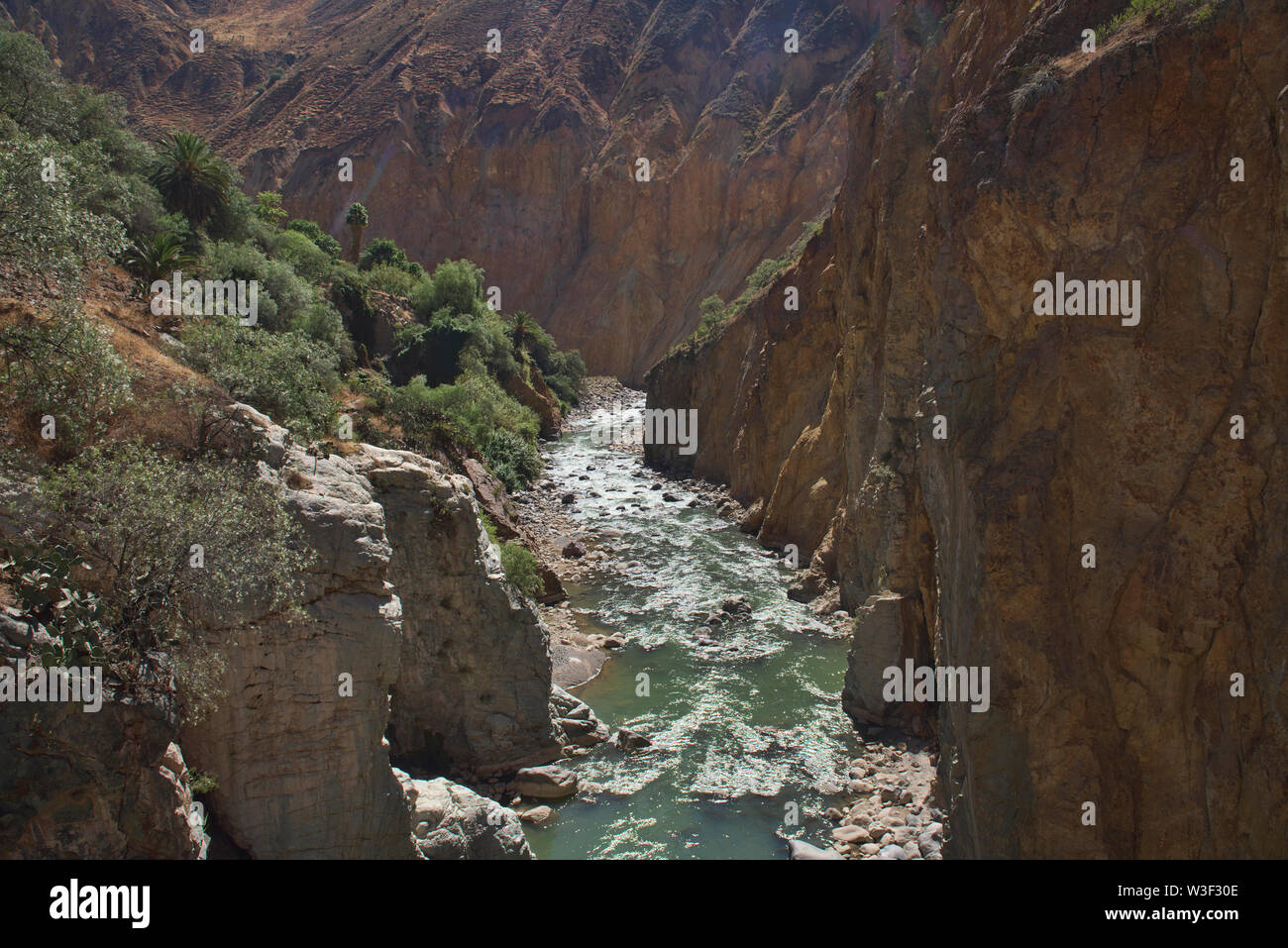 The Colca River running through the immense Colca Canyon, Peru Stock ...