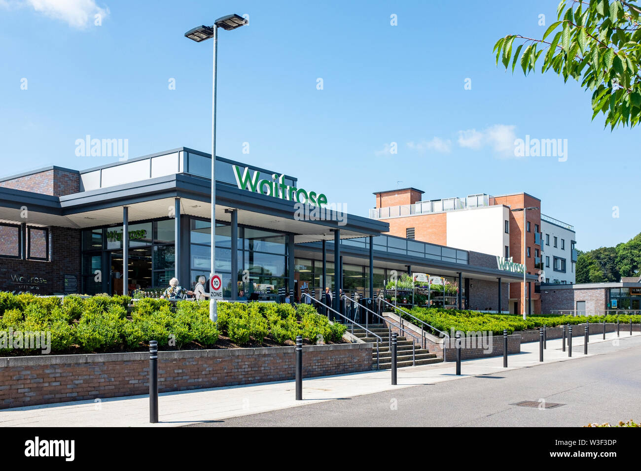 Waitrose supermarket logo hi-res stock photography and images - Alamy