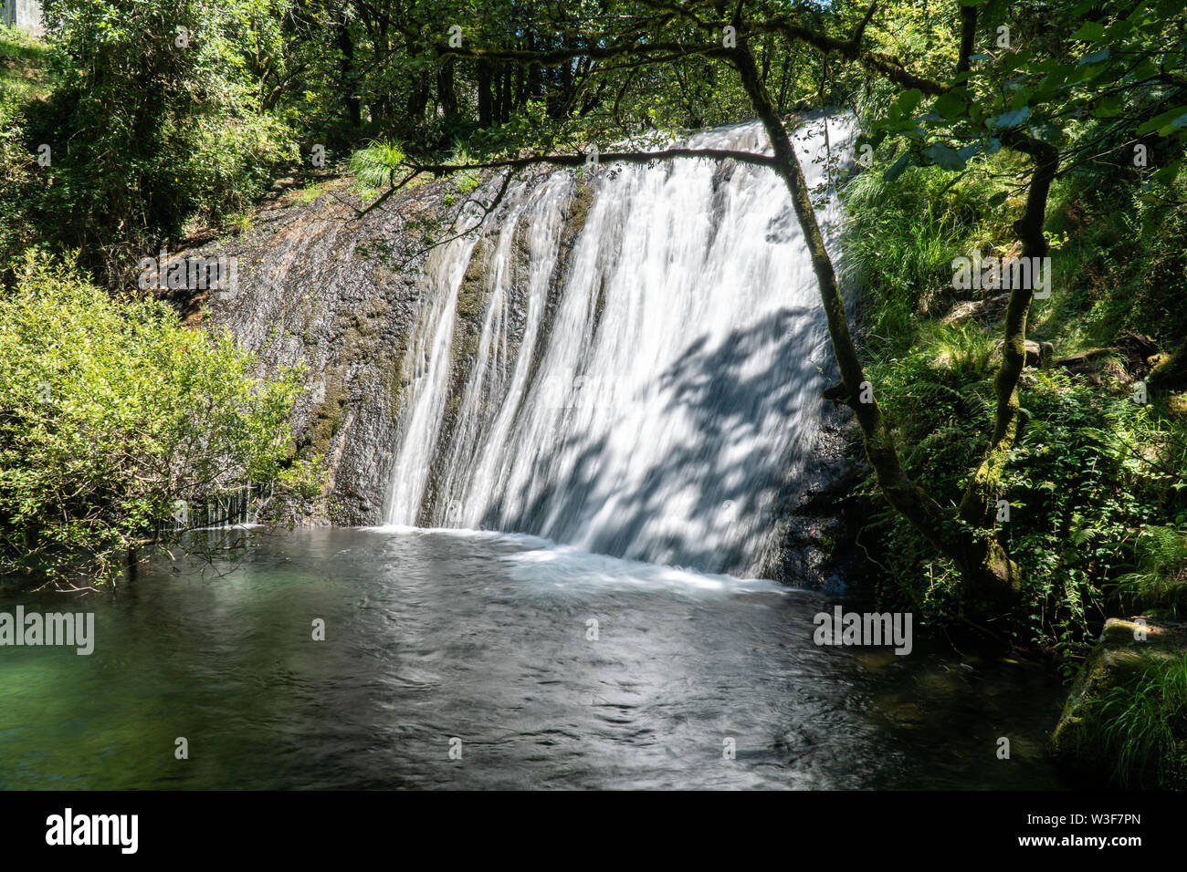 Beautiful waterfall scene hi-res stock photography and images - Alamy