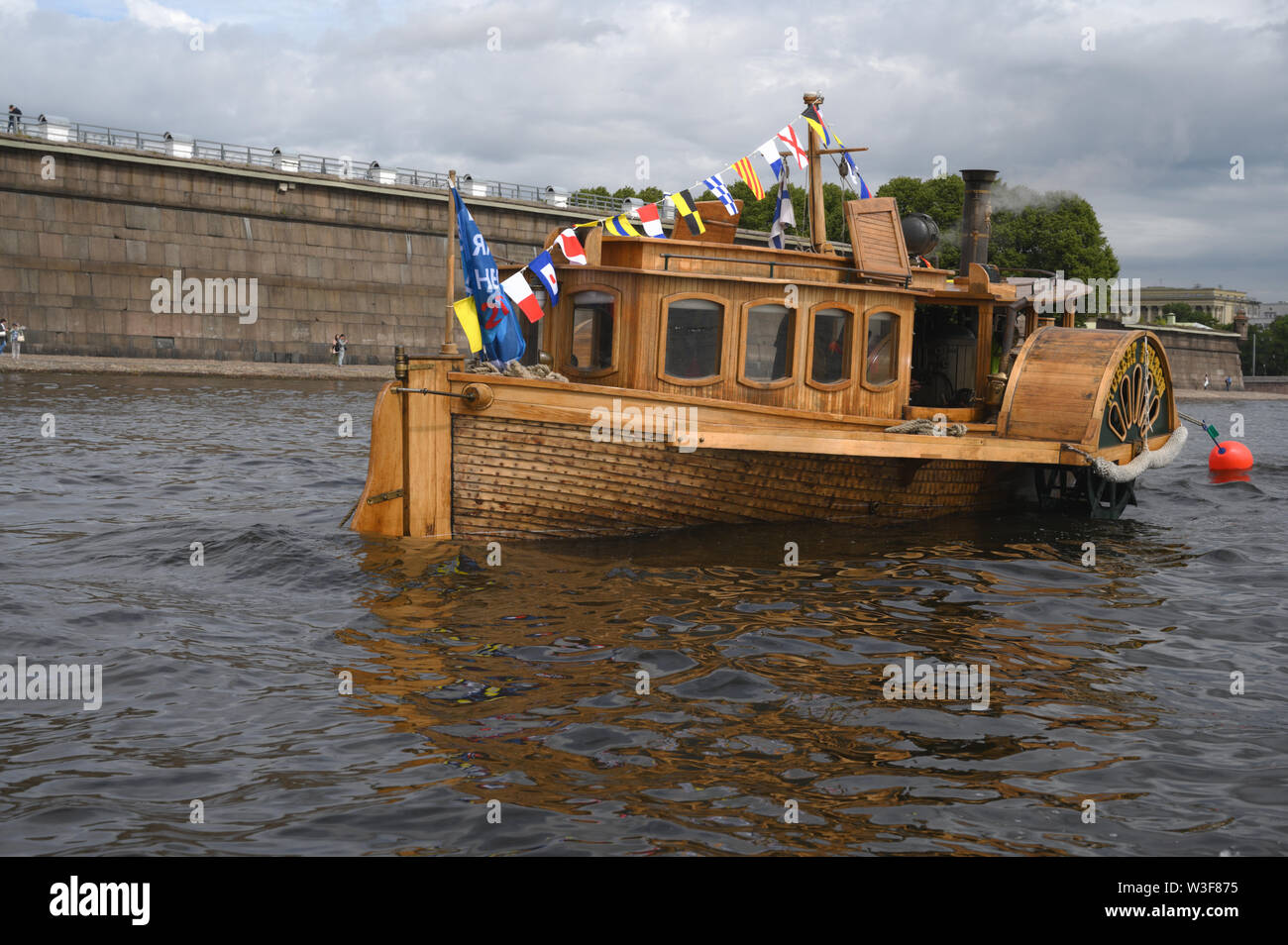 Steam launch hi-res stock photography and images - Alamy