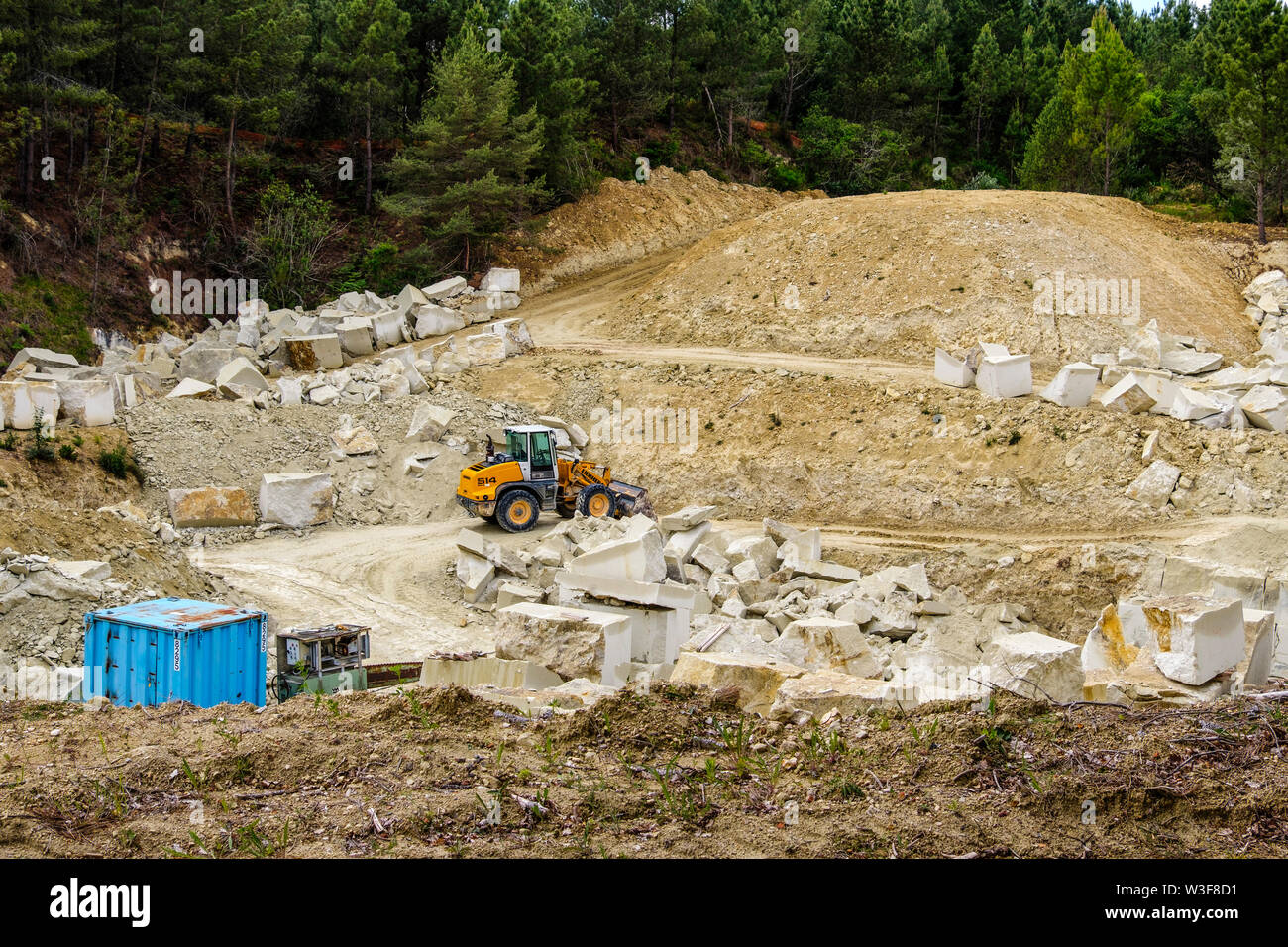 Former quarry hi-res stock photography and images - Alamy