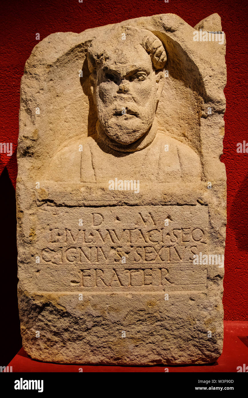 Image of roman stele hi-res stock photography and images - Alamy