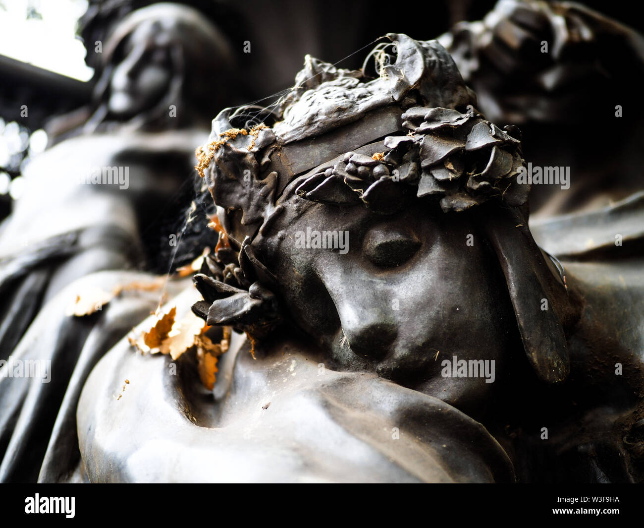 Queen Alexandra Memorial Stock Photo - Alamy