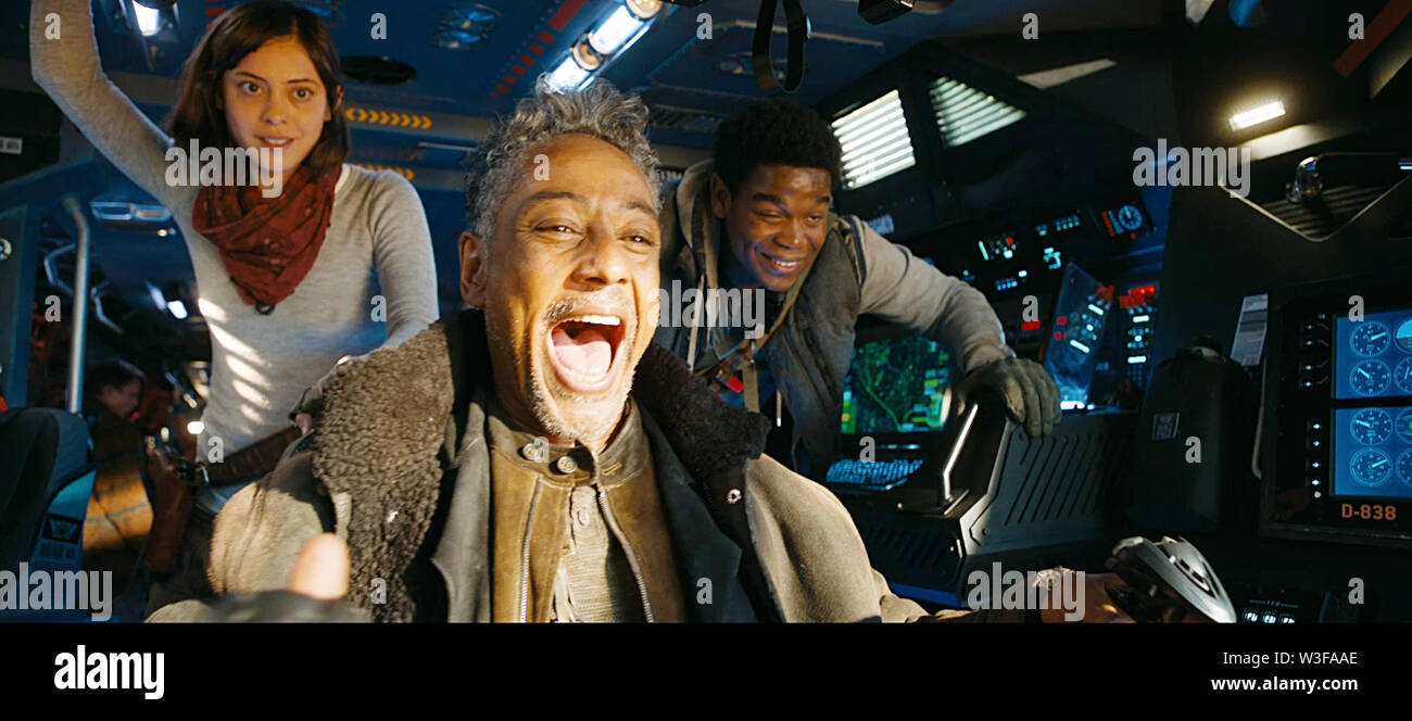 USA. Rosa Salazar and Giancarlo Esposito in a scene from the ©20th ...