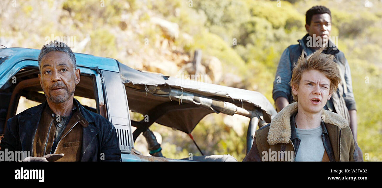 USA. Dylan O'Brien and Thomas Brodie-Sangster in a scene from the ©20th ...