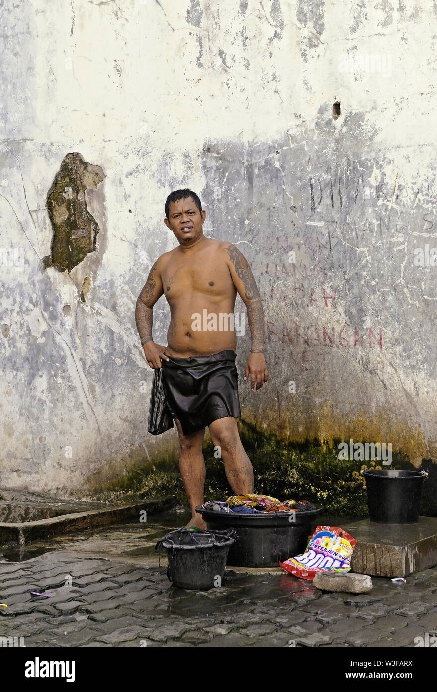 Jakarta construction workers hi-res stock photography and images - Alamy