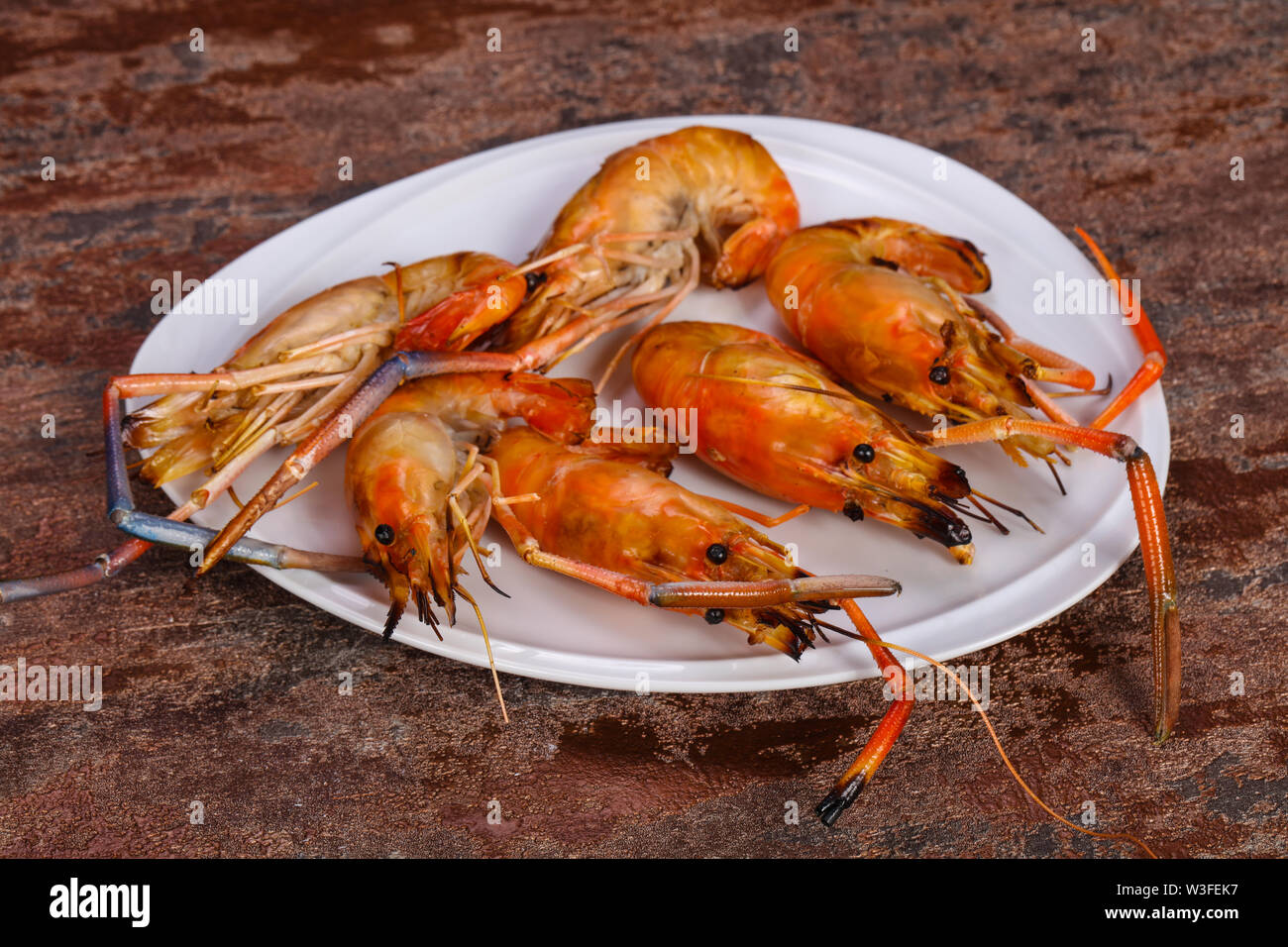 Grilled Asian water prawn in the plate Stock Photo - Alamy