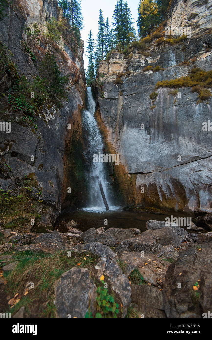 Waterfall on river Shinok Stock Photo - Alamy