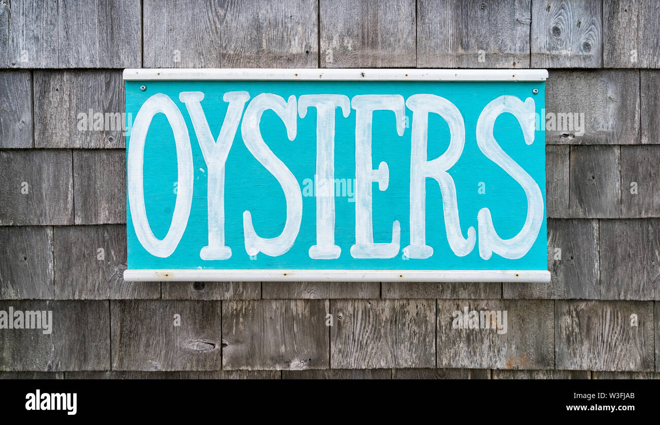 Weathered shingles hi-res stock photography and images - Alamy