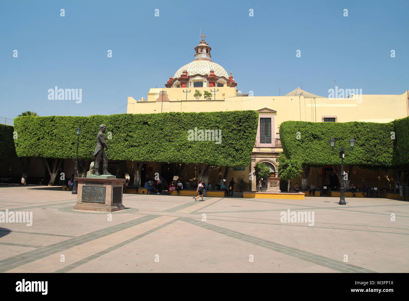 Guerrero Garden in Santiago de Queretaro, Qro, Mexico. Jardin Guerrero ...
