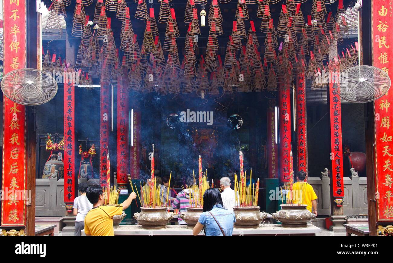 Hanging incense burner hi-res stock photography and images - Alamy