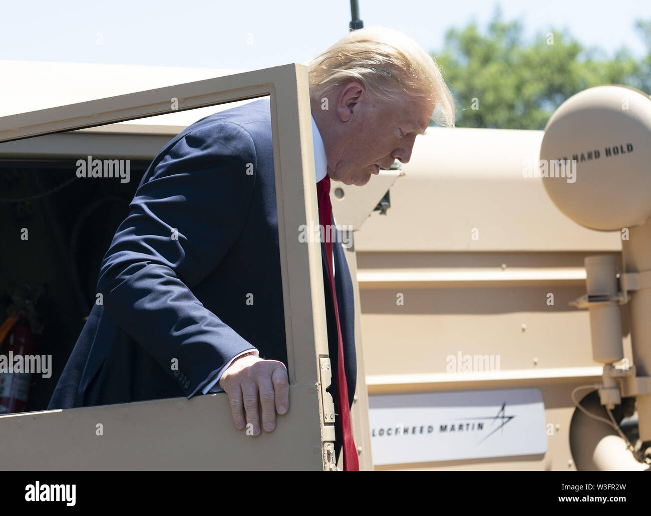 Terminal high altitude area defense hi-res stock photography and images ...