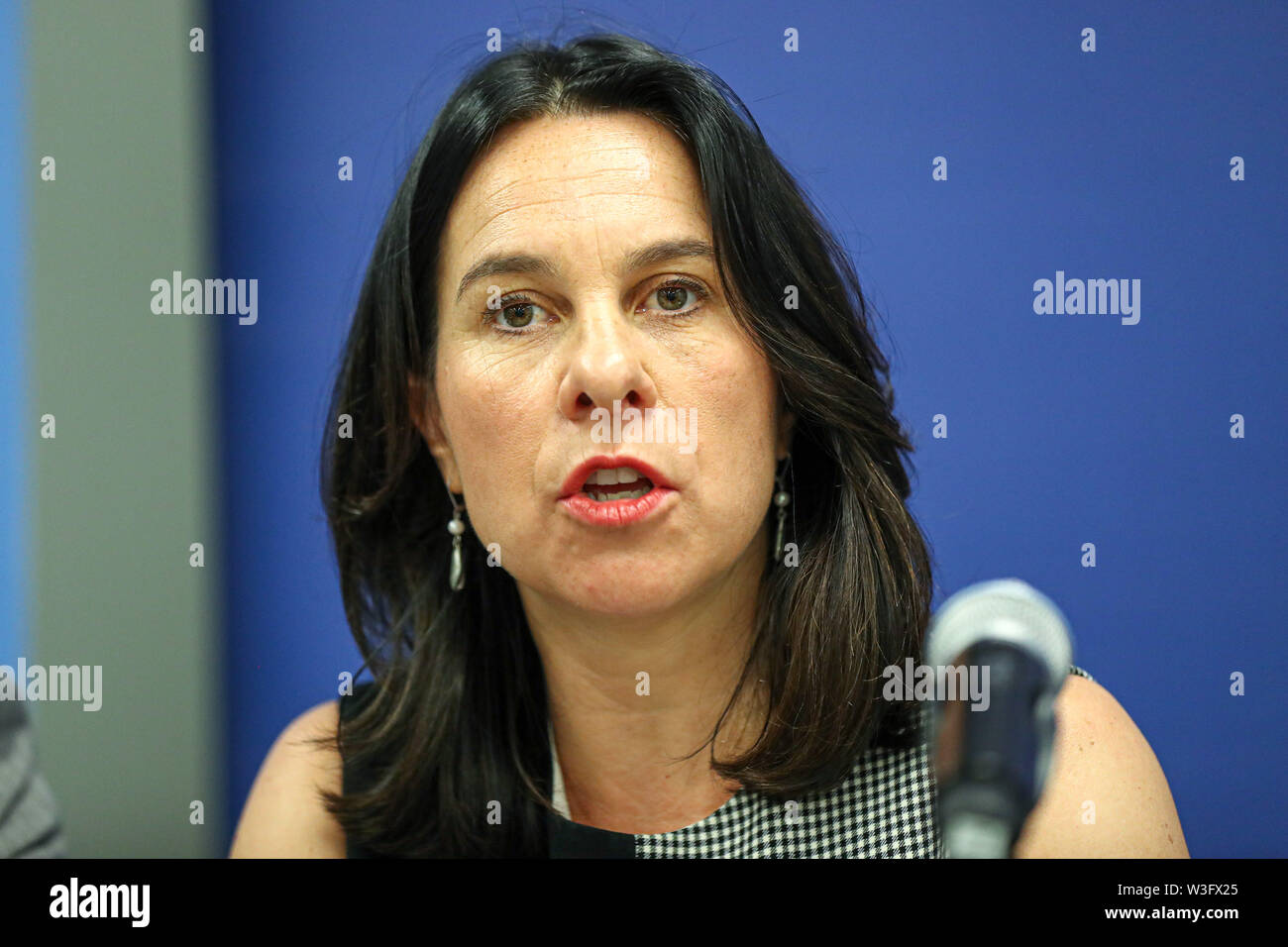 Valerie plante hi-res stock photography and images - Alamy Valerie plante hi-res stock photography and images - Alamy