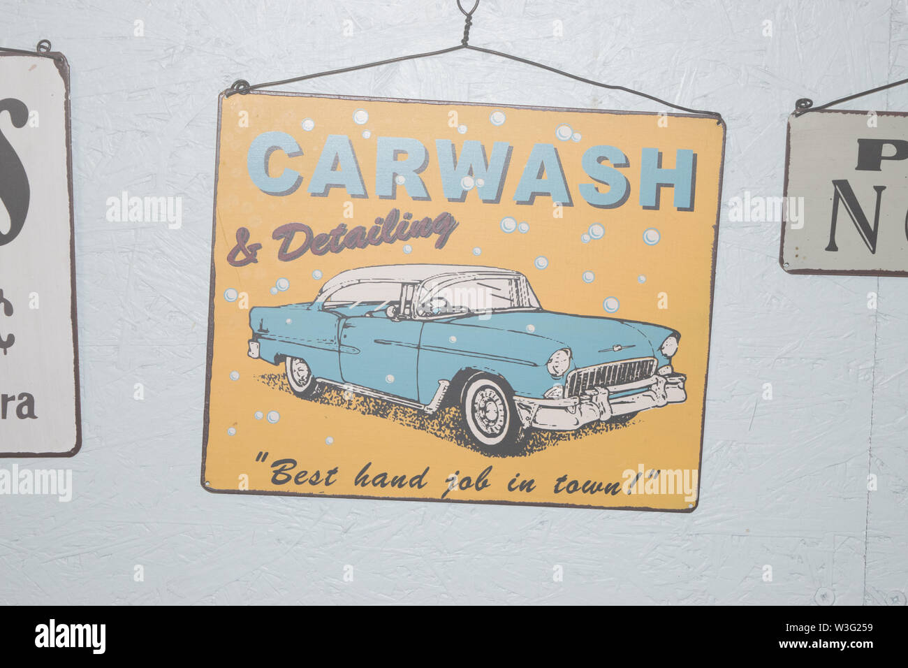 Amusing signs hi-res stock photography and images - Alamy