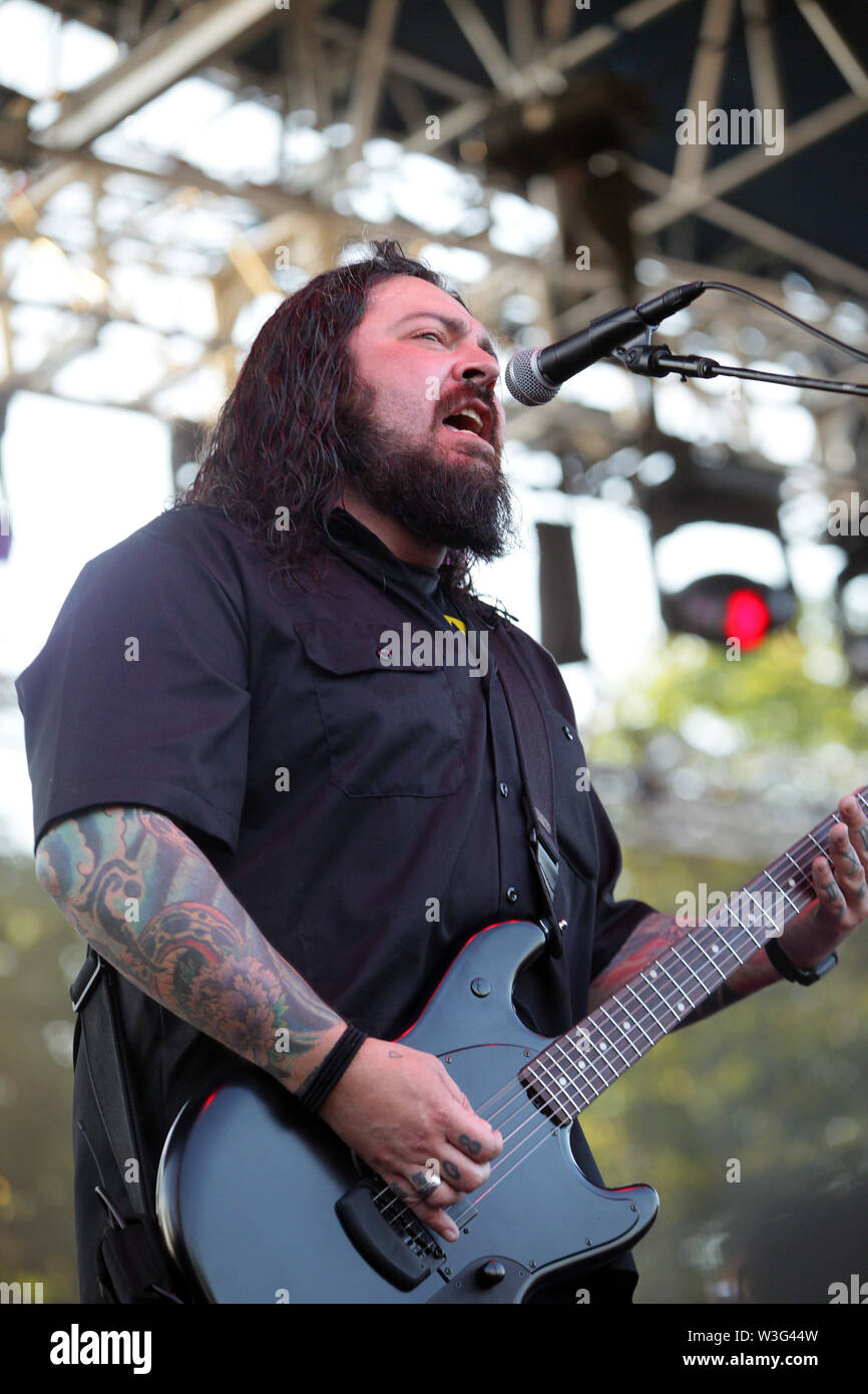 Shaun Morgan Leadsinger for Seether Performs at Inkcarceration 2019 ...