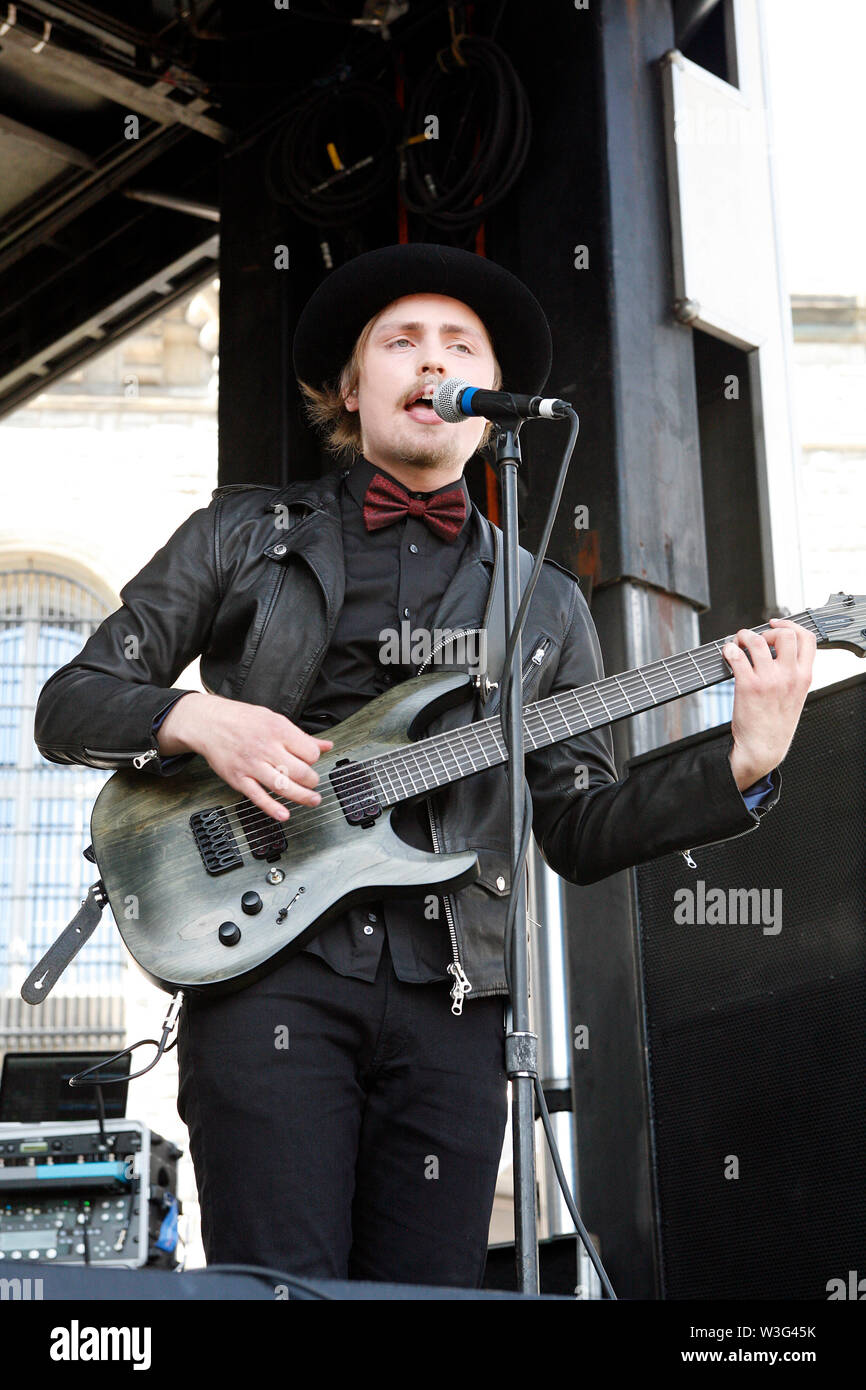 Kerbera hi-res stock photography and images - Alamy