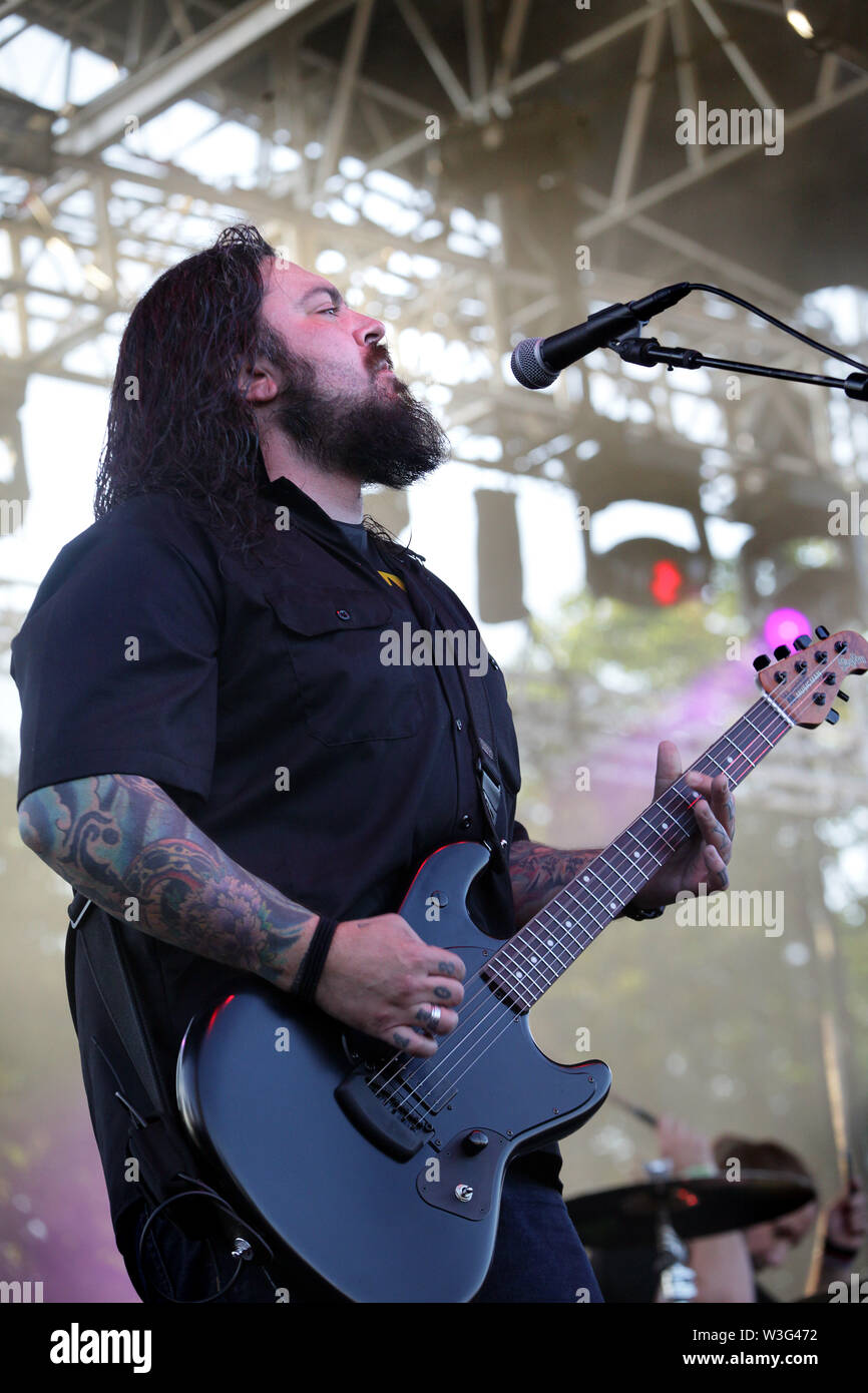 Shaun Morgan Leadsinger for Seether Performs at Inkcarceration 2019 ...
