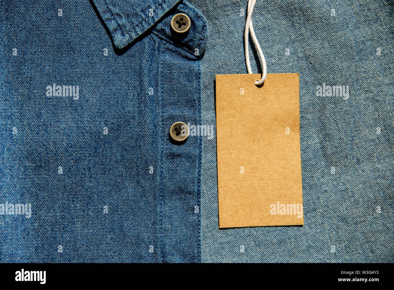 Blue jean price tag hi-res stock photography and images - Alamy