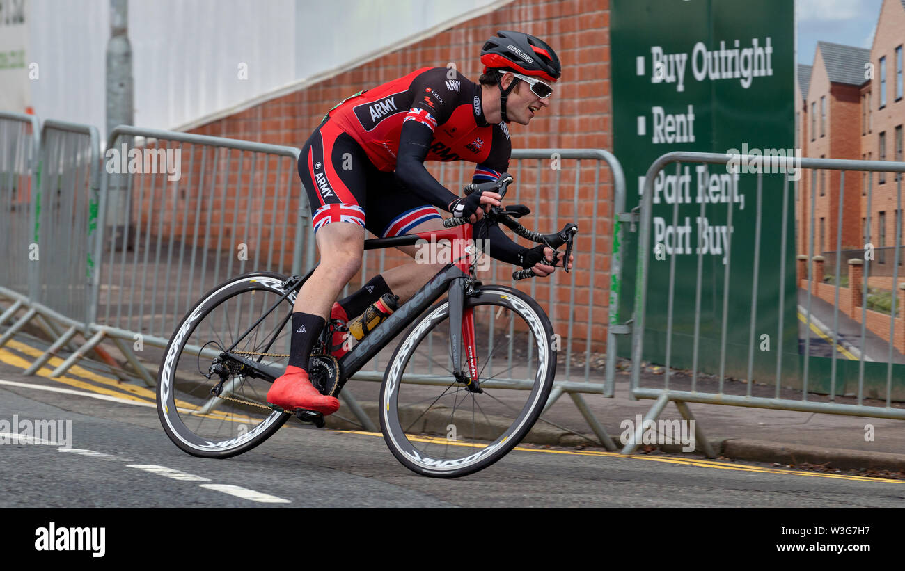 Mens services hi-res stock photography and images - Alamy