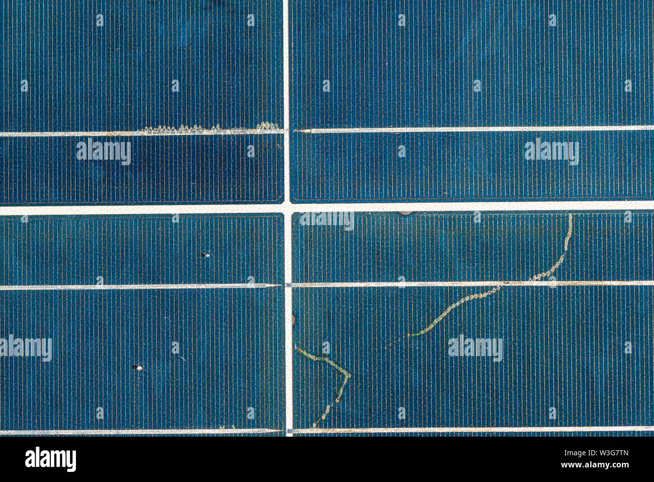 Snail trails defects in Solar Energy Modules because of corroion in ...