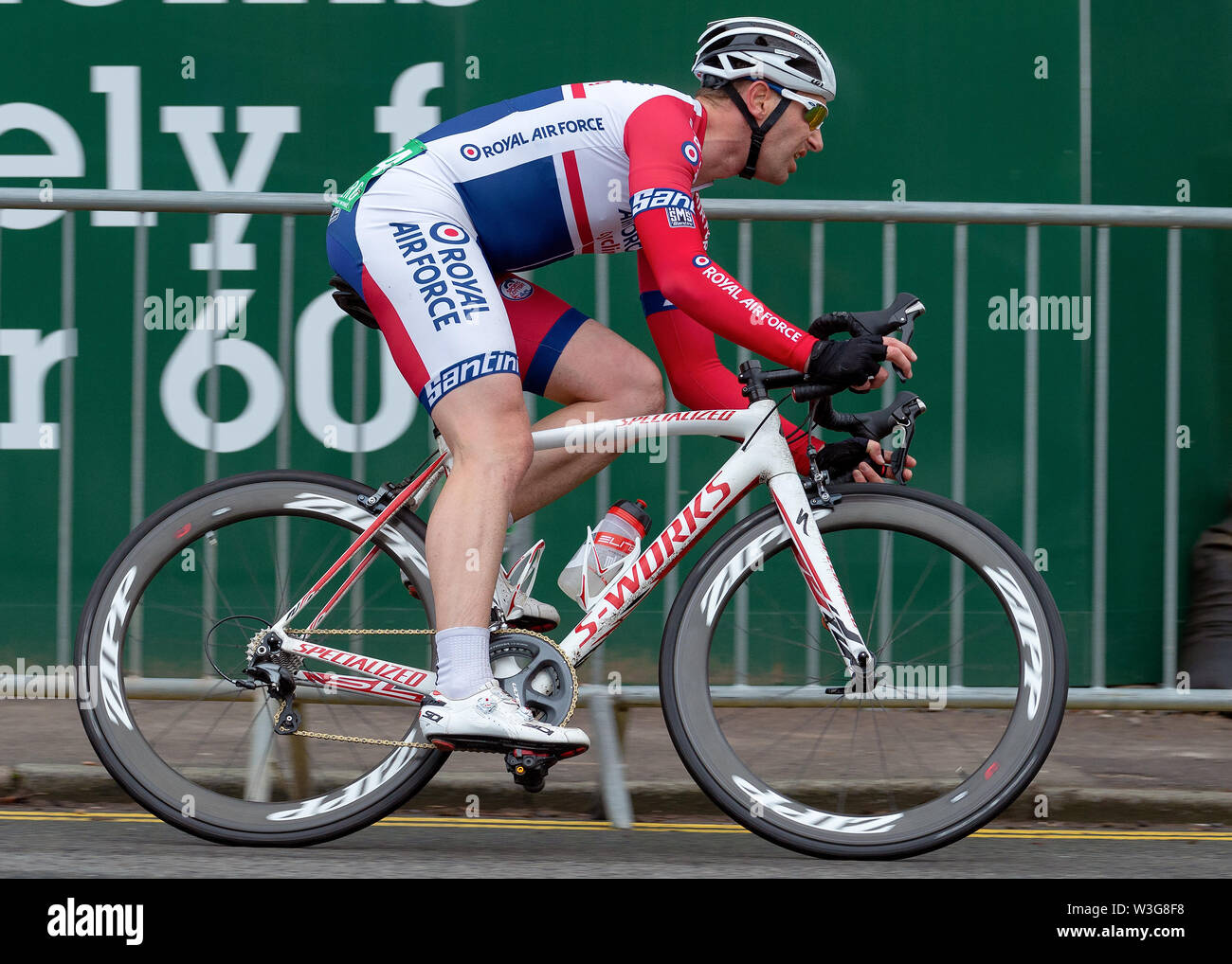 Mens services hi-res stock photography and images - Alamy