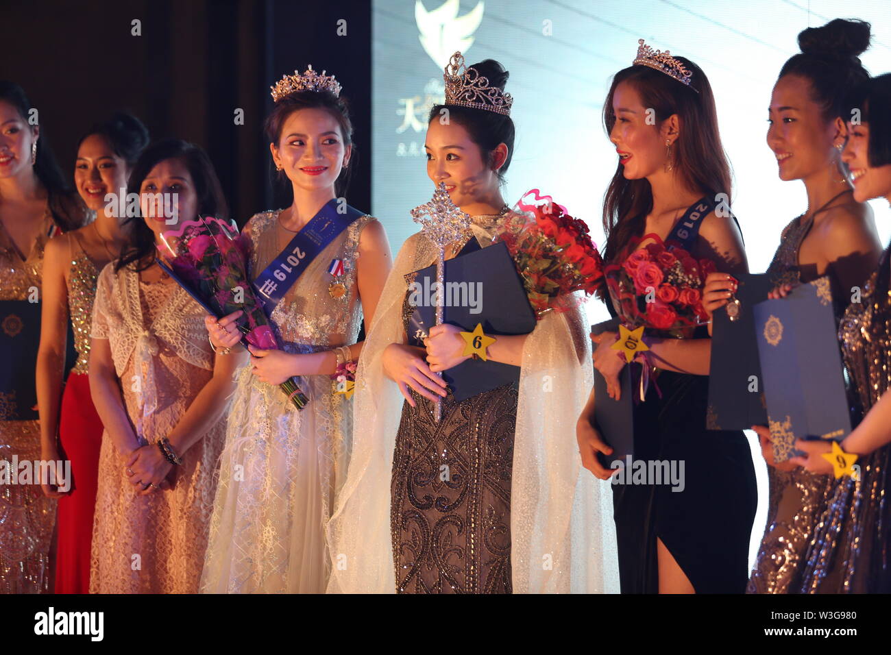 New York, USA. 14th July, 2019. Winners Liu Hanna (4th R), Lu Dan (4th ...