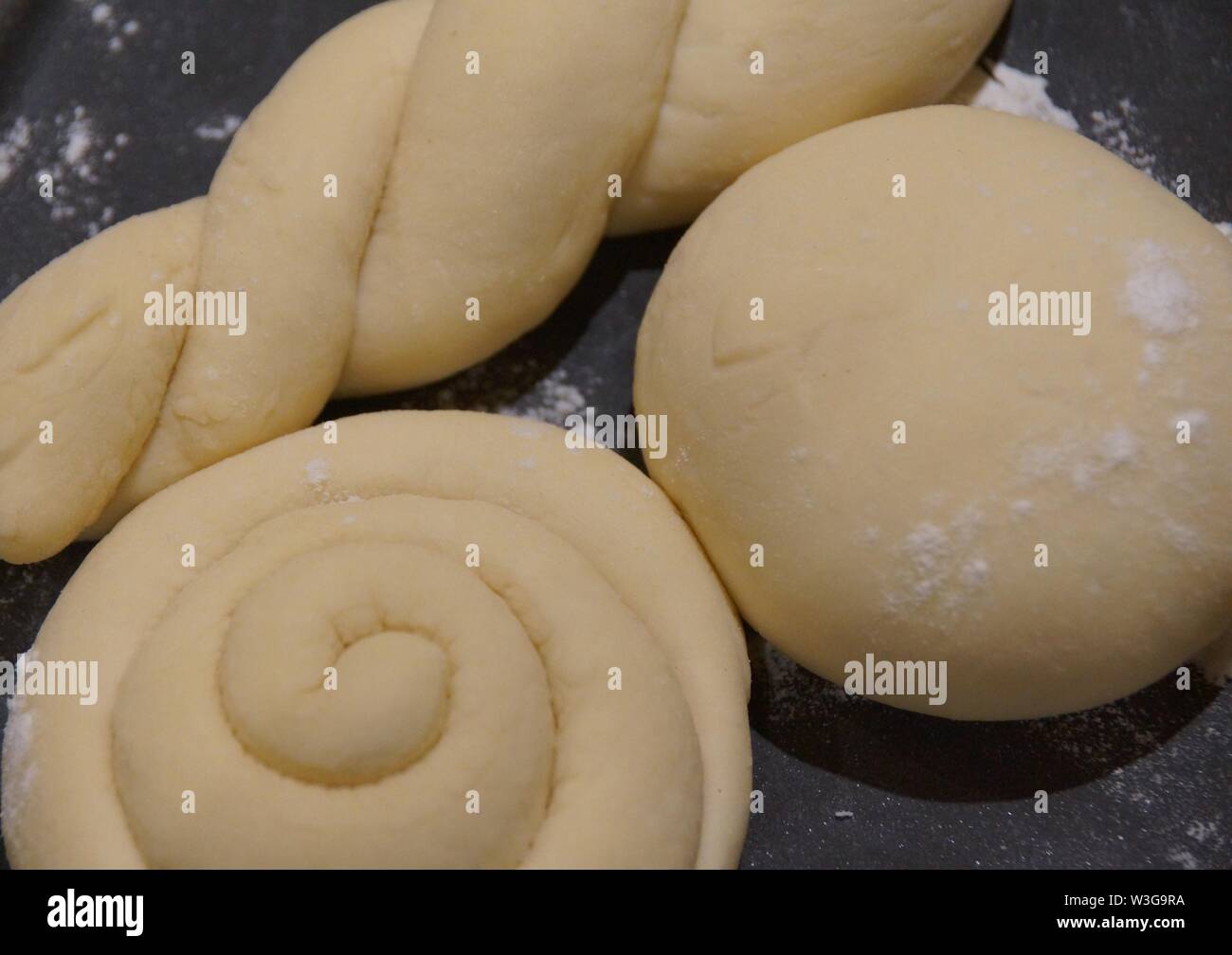 At home baker hi-res stock photography and images - Alamy