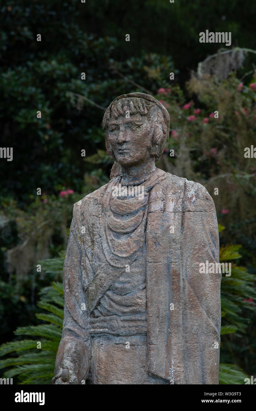 Silver indian statue hi-res stock photography and images - Alamy