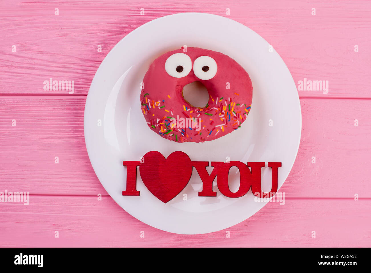 Donut love hi-res stock photography and images - Alamy