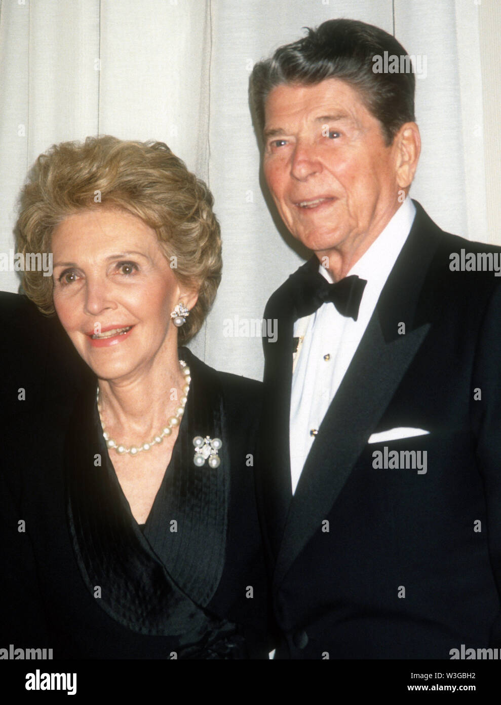 Ronald reagan nancy reagan merv griffin ronald reagan nancy reag hi-res ...