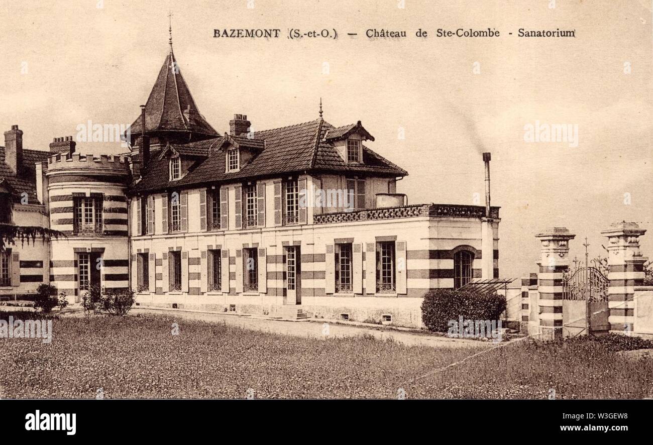 The chateau de sainte colombe hi-res stock photography and images - Alamy