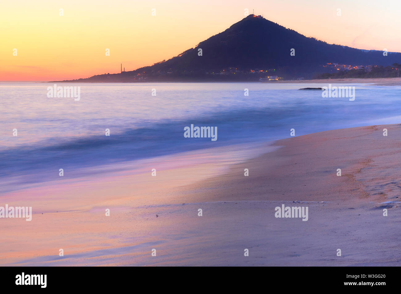 Portugal moledo beach hi-res stock photography and images - Alamy