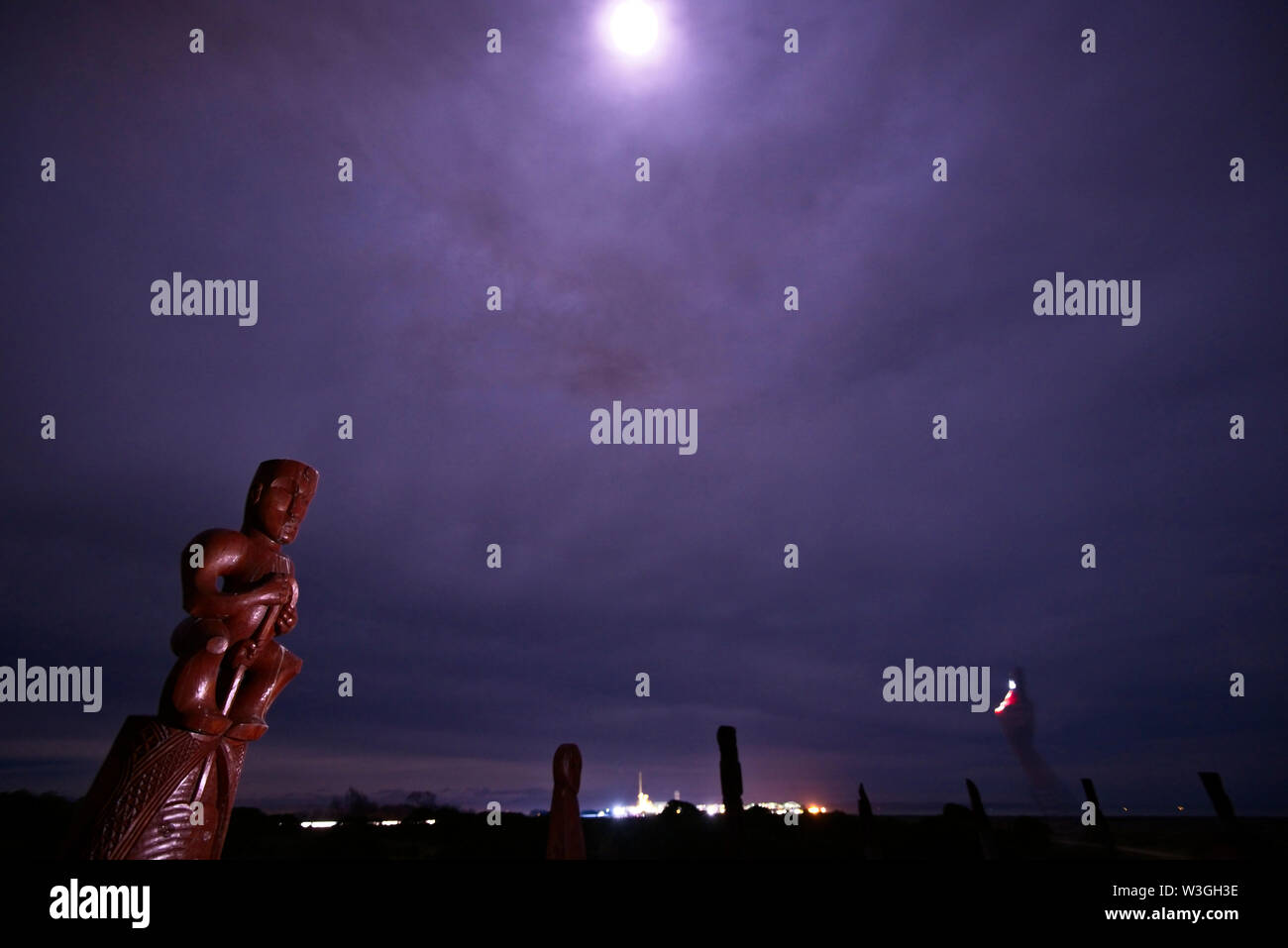 Compass central stone by the Maori in New Zealand Stock Photo - Alamy